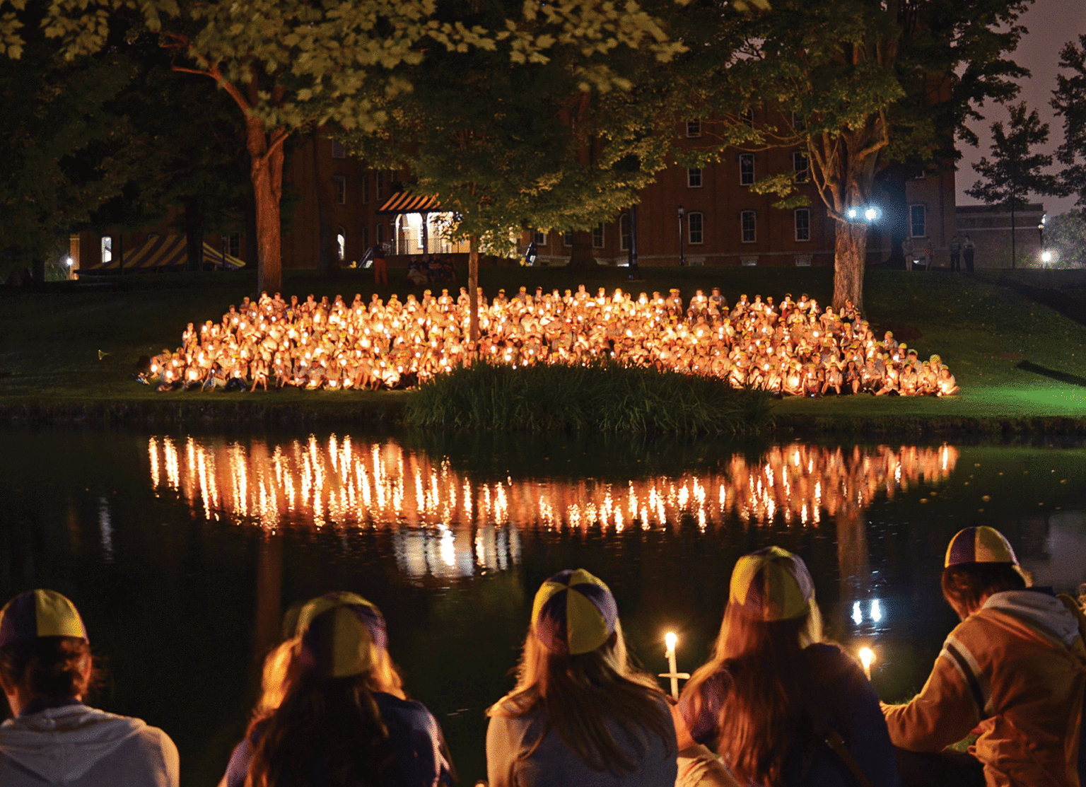 Shabbat: An Occasion of Gathering for Jews