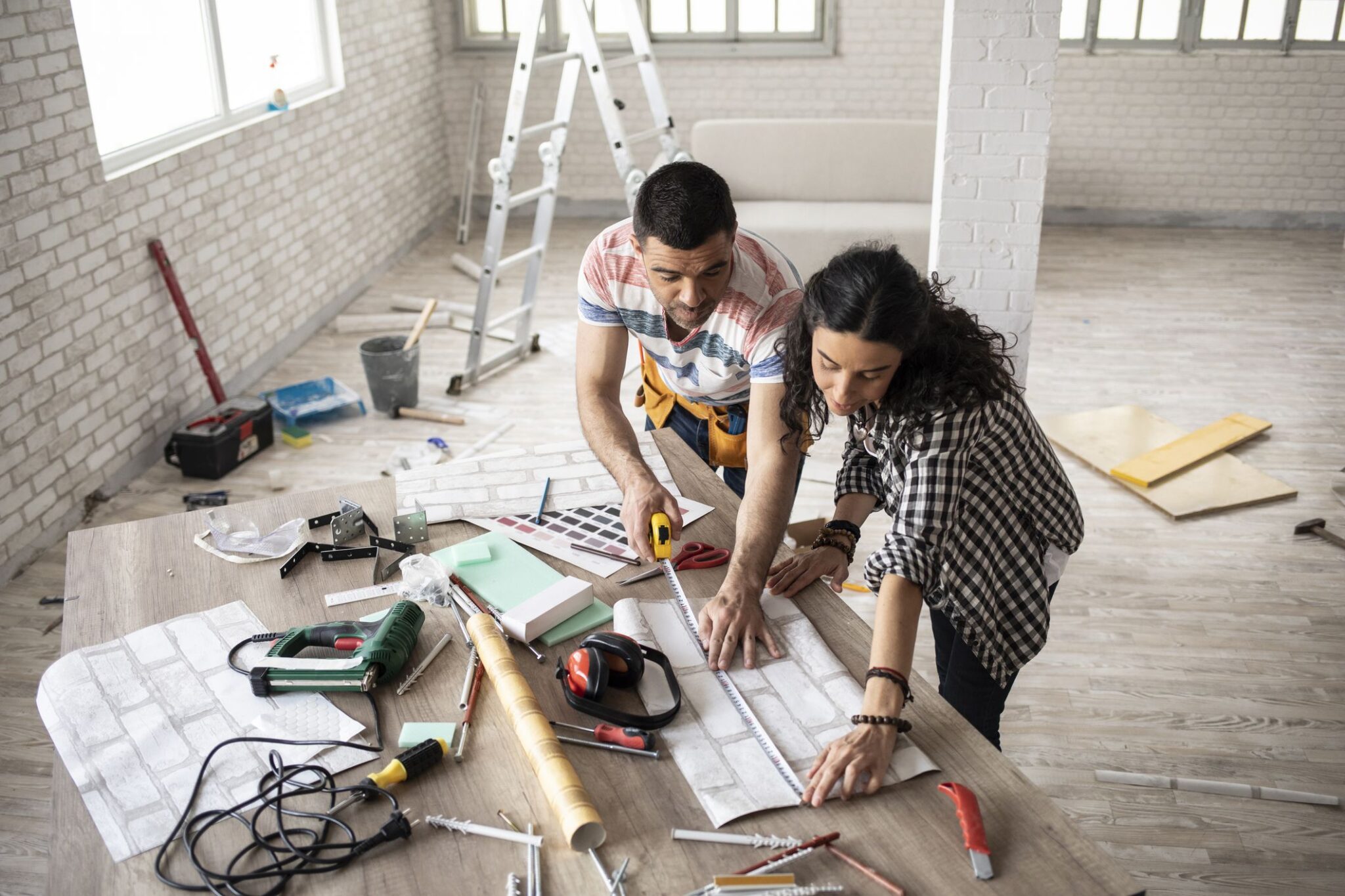 Finding the Right Person for Your Home Improvement Repairs