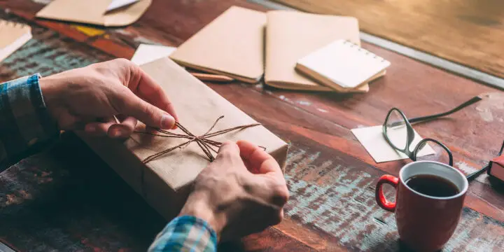 7 Best Gifts that Boost the Morale of your Remote Workers