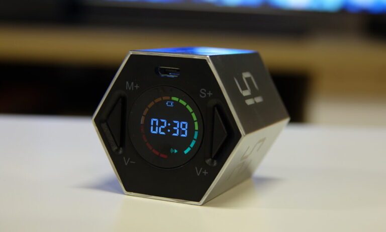 5 Must-have Office Accessories or Gadgets