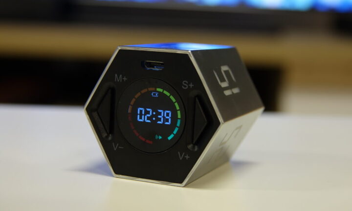 5 Must-have Office Accessories or Gadgets