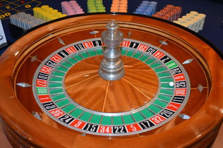 How to Play and Win at Online Roulette