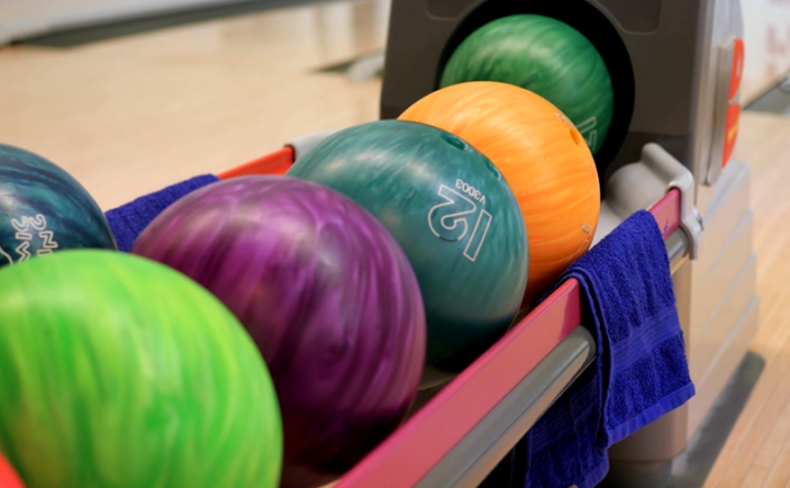 Top 12 Best Bowling Ball 2024 – Choosing the Right Ball for You