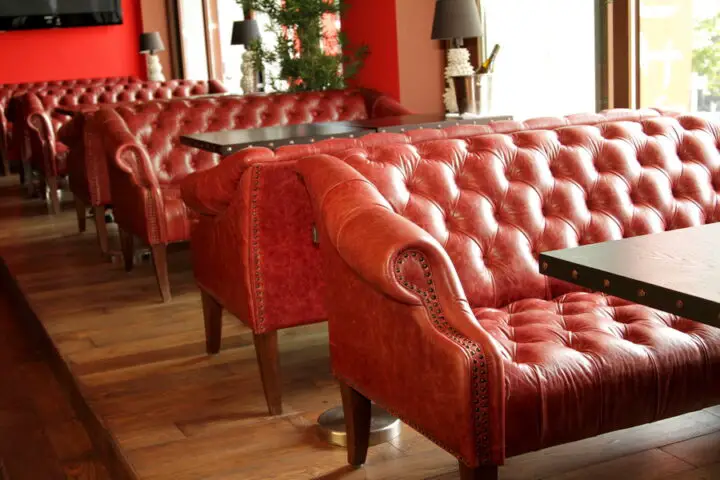 The Importance Of Comfort In Restaurant Furniture Design