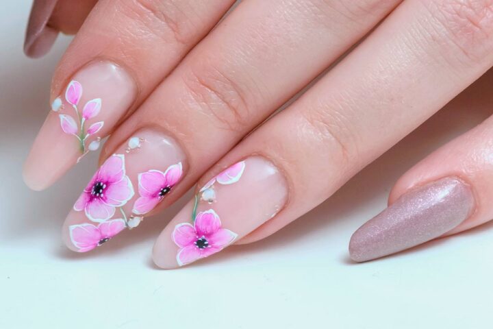 DIY Nail Art: Easy Designs to Try and Make Your Own Nail Salon