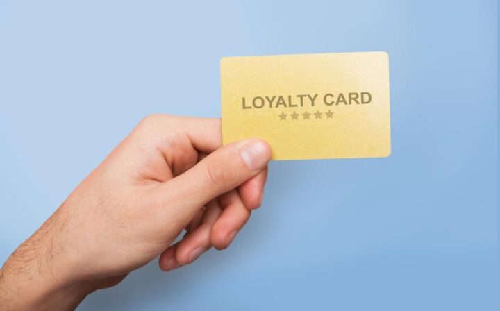 Name Badges for Customer Service: How Can They Improve the Customer Service